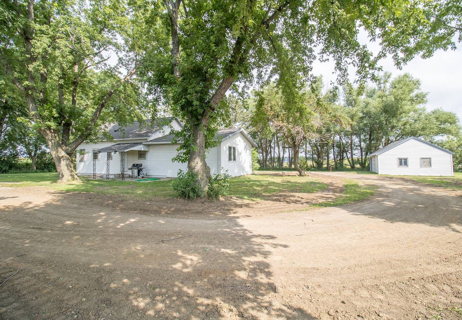 2501 240th St, Alvord, IA 51230 | MLS #11327639 | Zillow