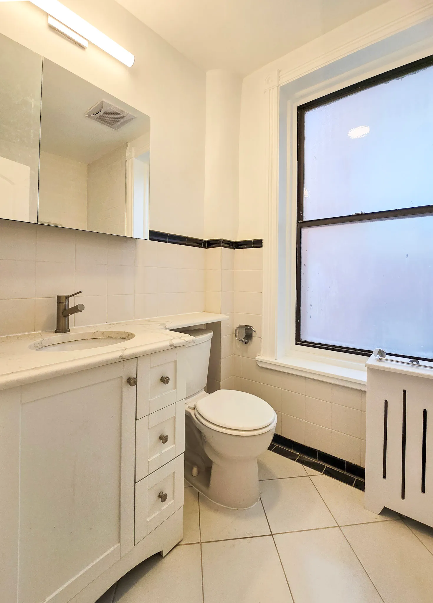 1390 1/2 Second Avenue #4 in Lenox Hill, Manhattan | StreetEasy