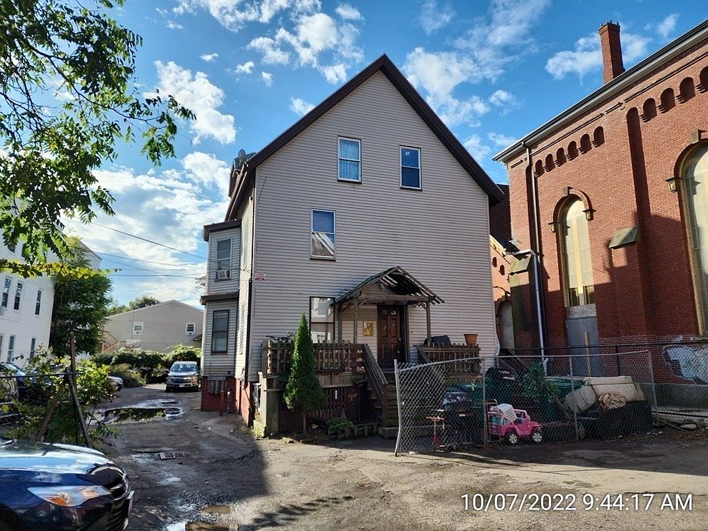 144 S Common St Lynn Ma 01902 Zillow