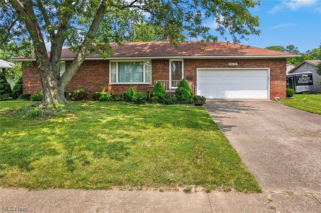 1510 W 40th St, Lorain, OH 44053 | Zillow