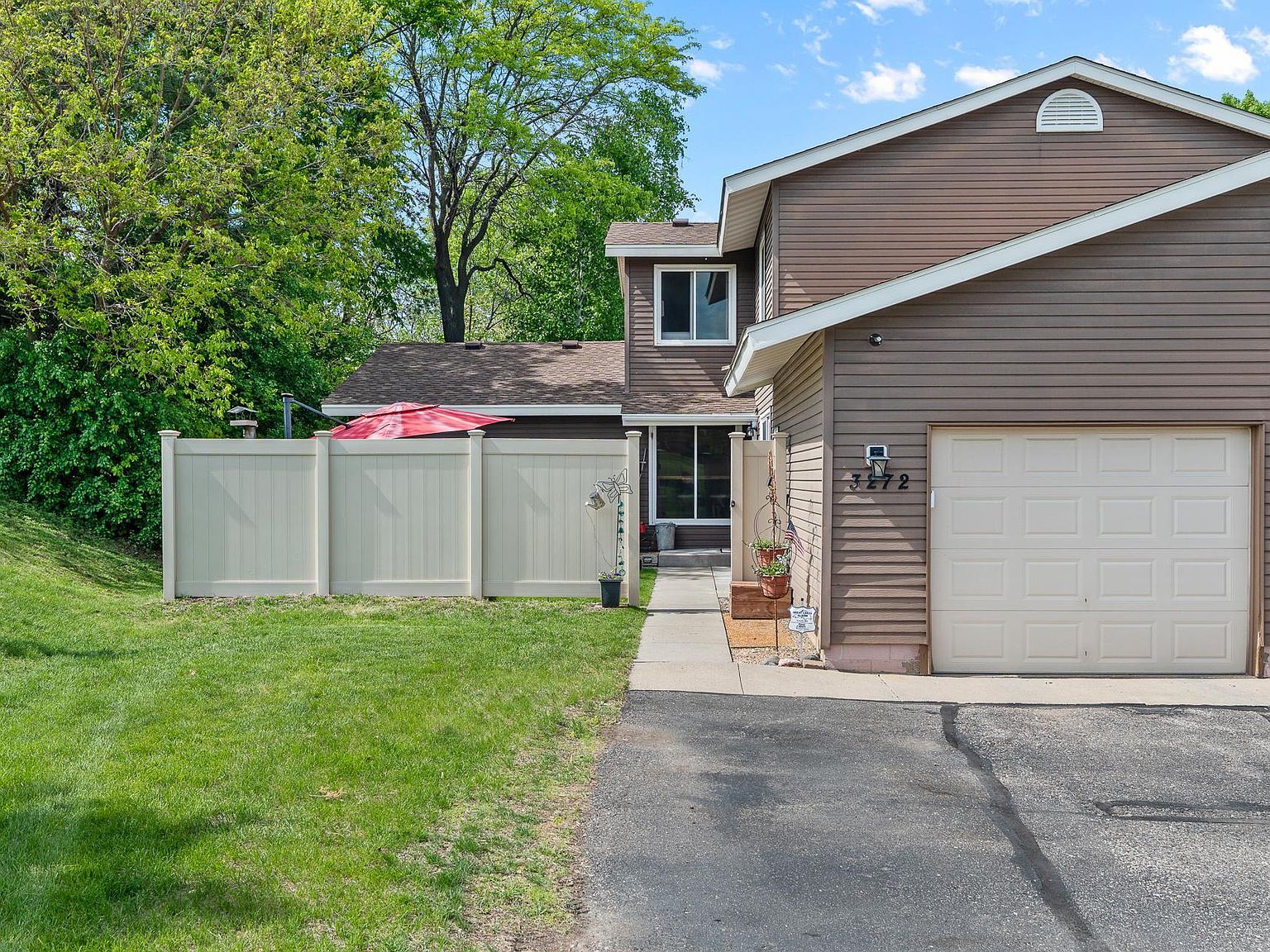 3272 Lower 67th St E, Inver Grove Heights, MN 55076 | Zillow