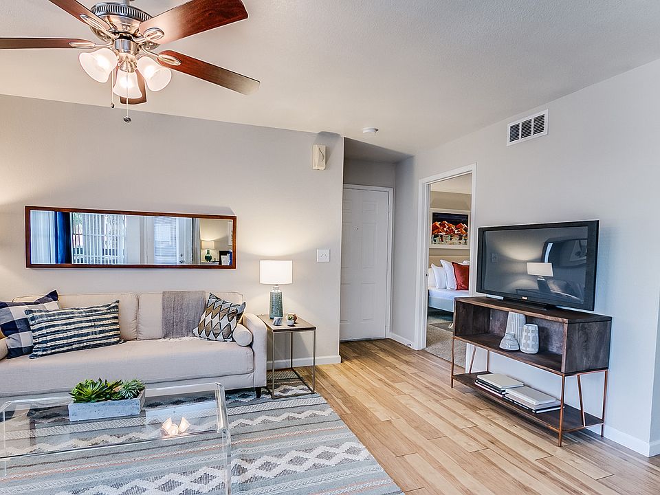 Arcadia Cove - 2252 N 44th St Phoenix, AZ | Zillow - Apartments for ...