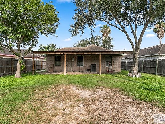 622 N T St, Harlingen, TX 78550 | MLS #29752774 | Zillow