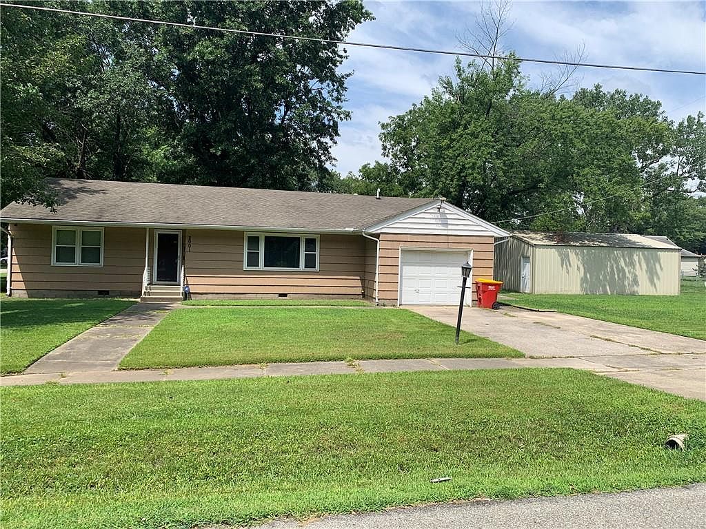 2001 N Michigan St, Pittsburg, KS 66762 | Zillow