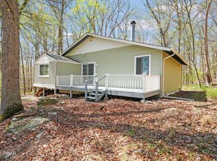 4165 Pine Ridge Dr, Bushkill, PA 18324 | MLS #PM-134914 | Zillow
