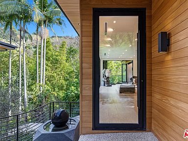 2348 Zorada Ct, Los Angeles, CA 90046 | Zillow