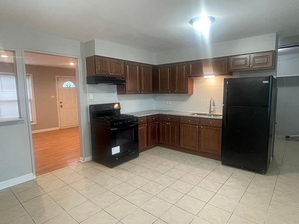 3789 171st Pl, Country Club Hills, IL 60478 | Zillow