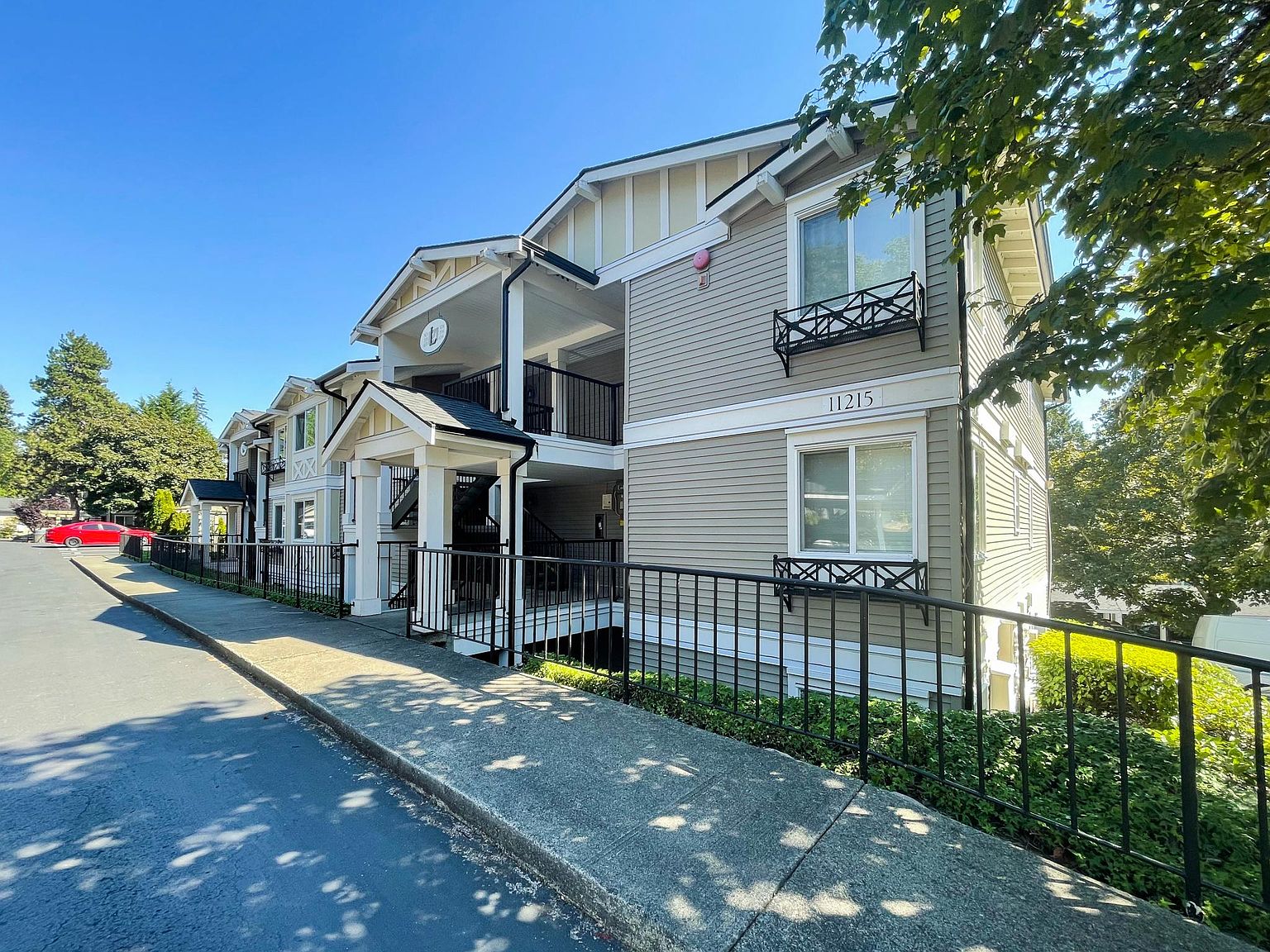 11215 NE 128th St APT L204, Kirkland, WA 98034 | Zillow