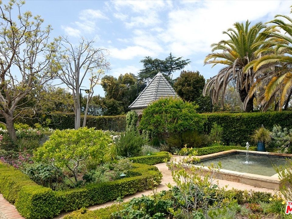 110 N Rockingham Ave, Los Angeles, CA 90049 | Zillow