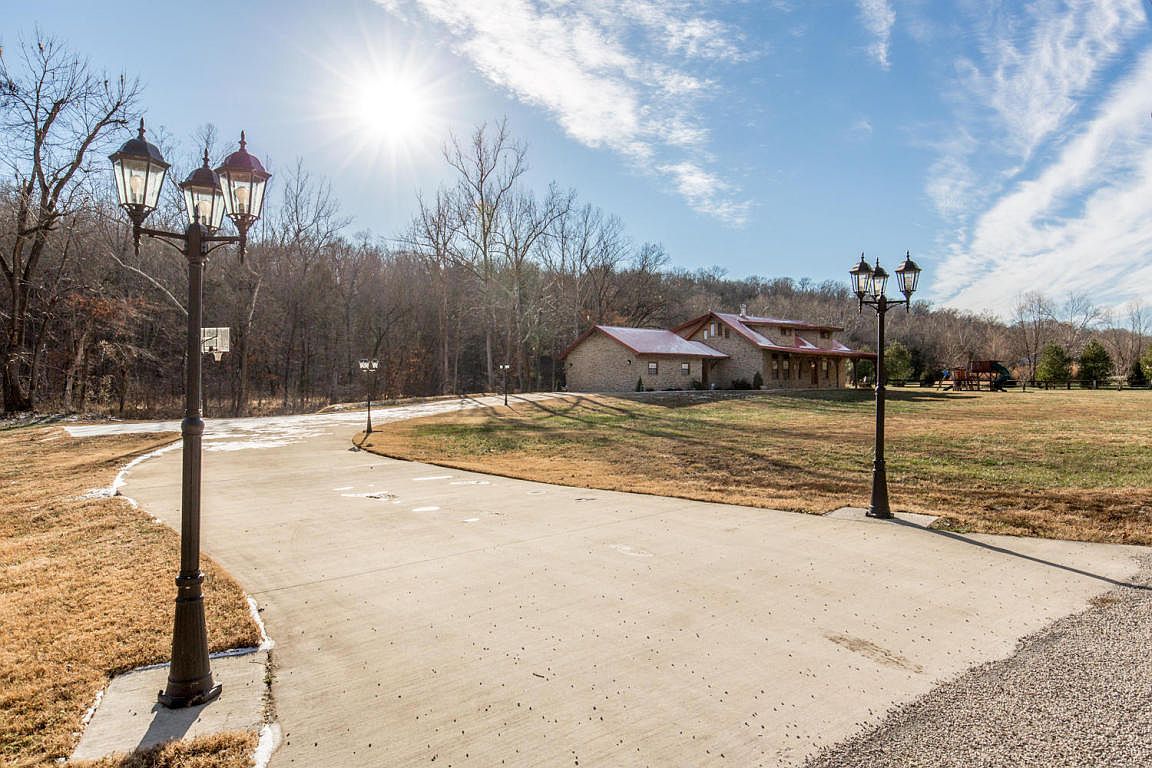 1910 Goodnight Hollow Rd, Walnut Shade, MO 65771 | Zillow