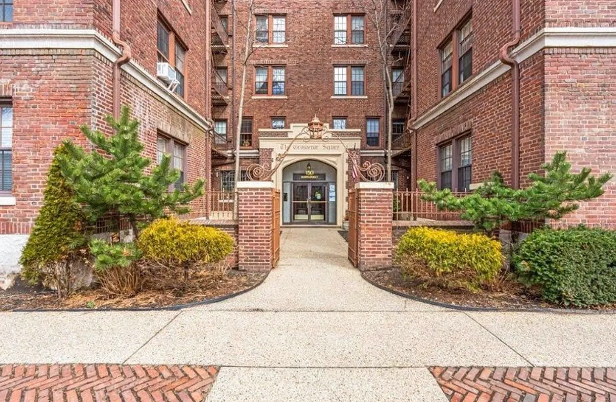 150 Burns Street #3A in Forest Hills, Queens | StreetEasy