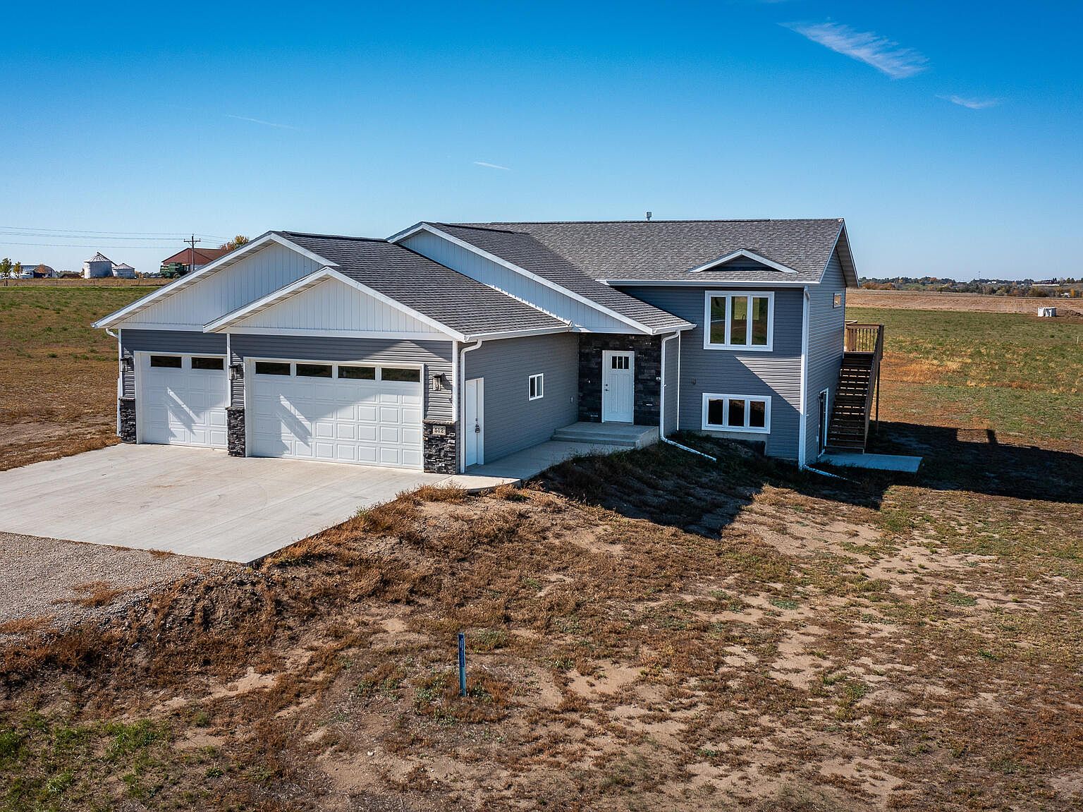 512 Apple Ridge Rd, Menoken, ND 58558 | Zillow