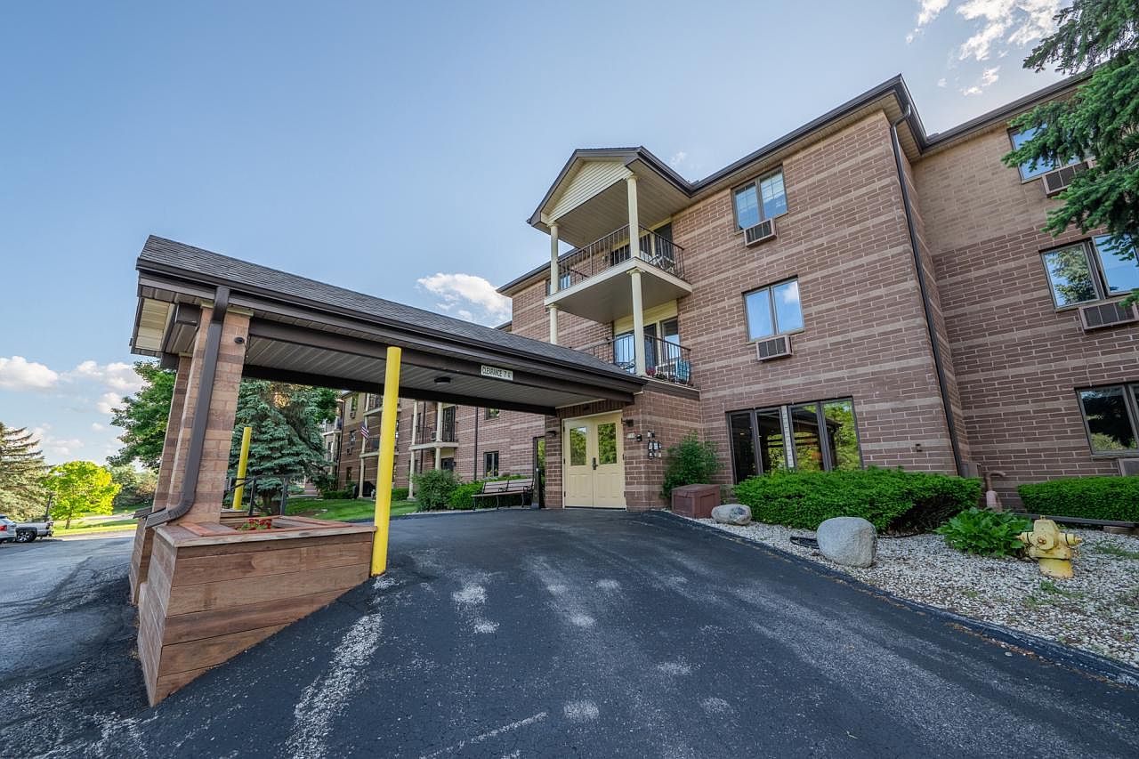 530 North Silverbrook DRIVE #331, West Bend, WI 53090 | Zillow
