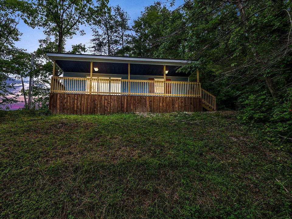 1900 Calk Lake Rd, Jeffersonville, KY 40337 | Zillow