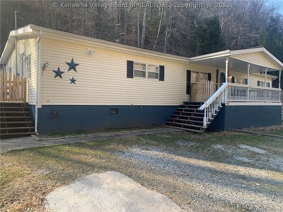 1622 Middle Horse Creek Rd, Julian, WV 25529 | Zillow