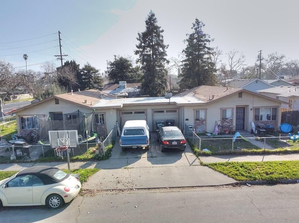 101-103 Maple St, Modesto, CA 95351 | Zillow
