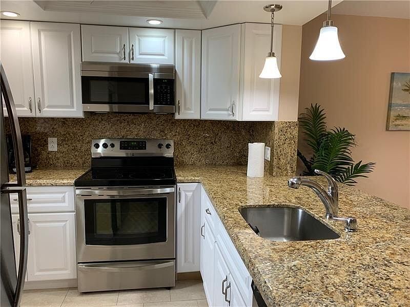 2214 NE 1st Way APT 106, Boynton Beach, FL 33435 | MLS #RX-10948260 ...