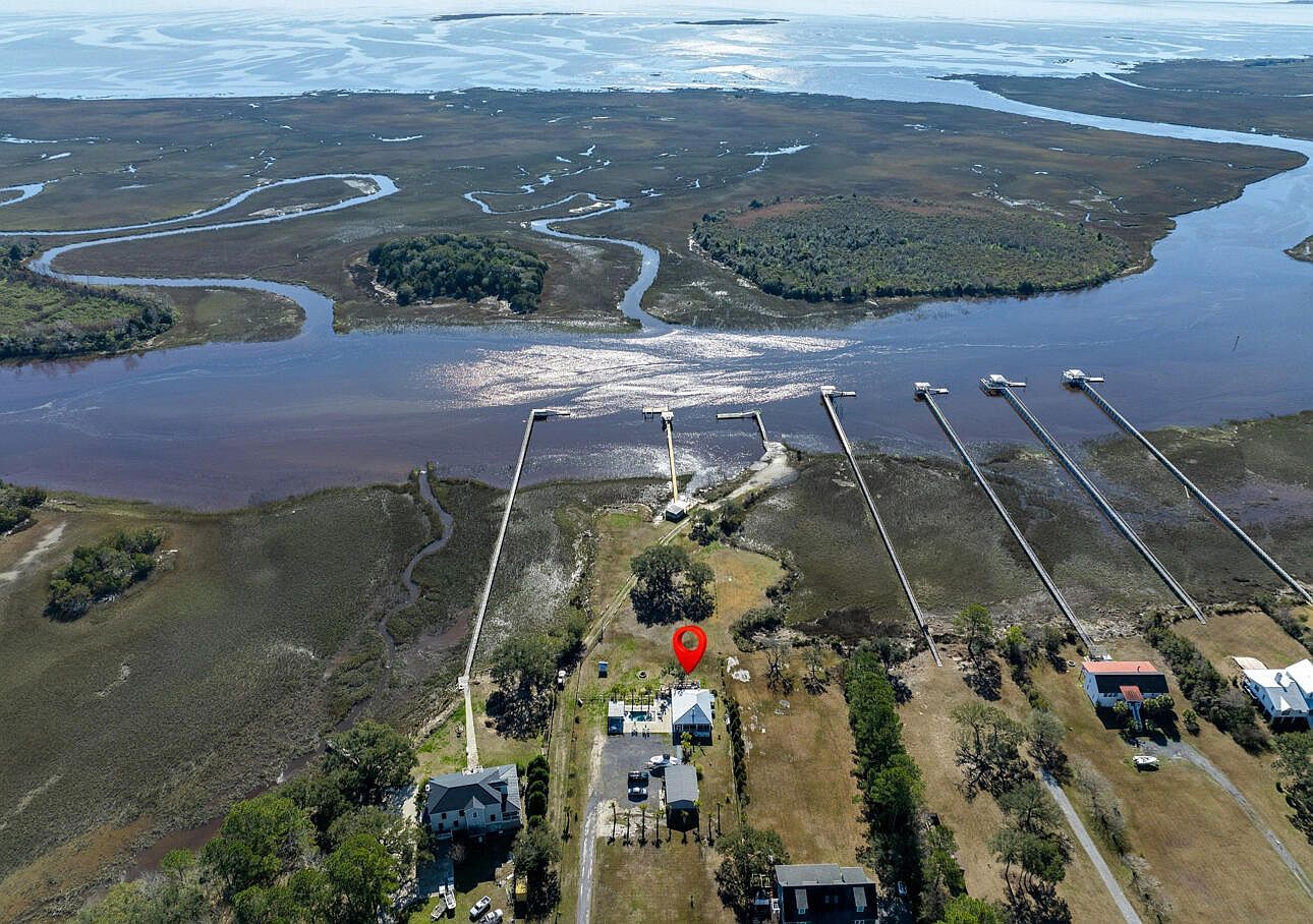 714 Donnelly Corner Dr, Awendaw, SC 29429 | Zillow