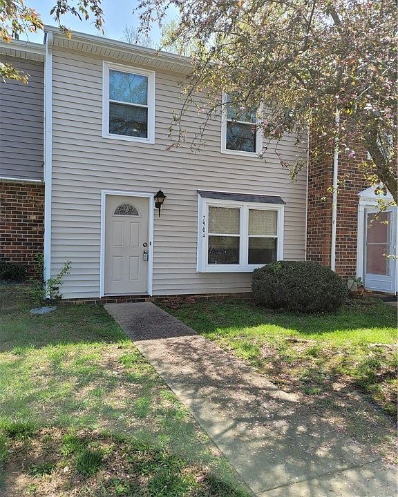 7904 Clovertree Ct, North Chesterfield, VA 23235 | Zillow