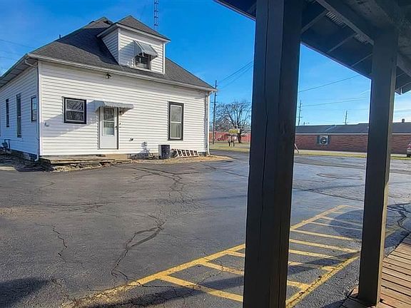 1458 1/2 NW 5th St, Richmond, IN 47374 | Zillow