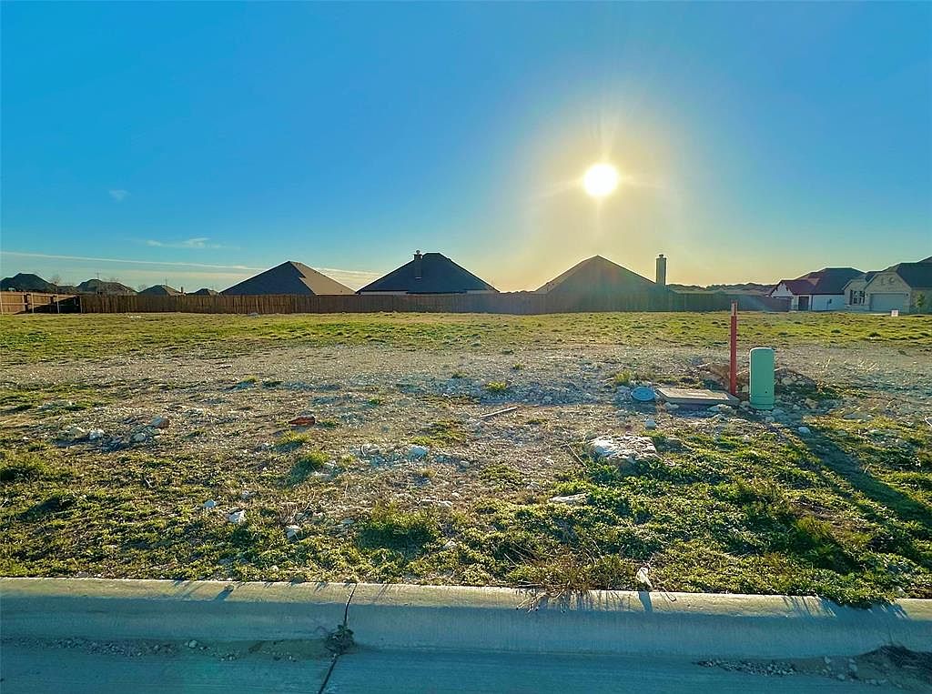 702 Broken Bow Ln #2, Cleburne, TX 76033 | MLS #20977164 | Zillow