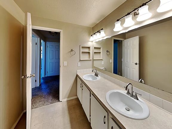 2563 SW 351st St, Federal Way, WA 98003 | Zillow