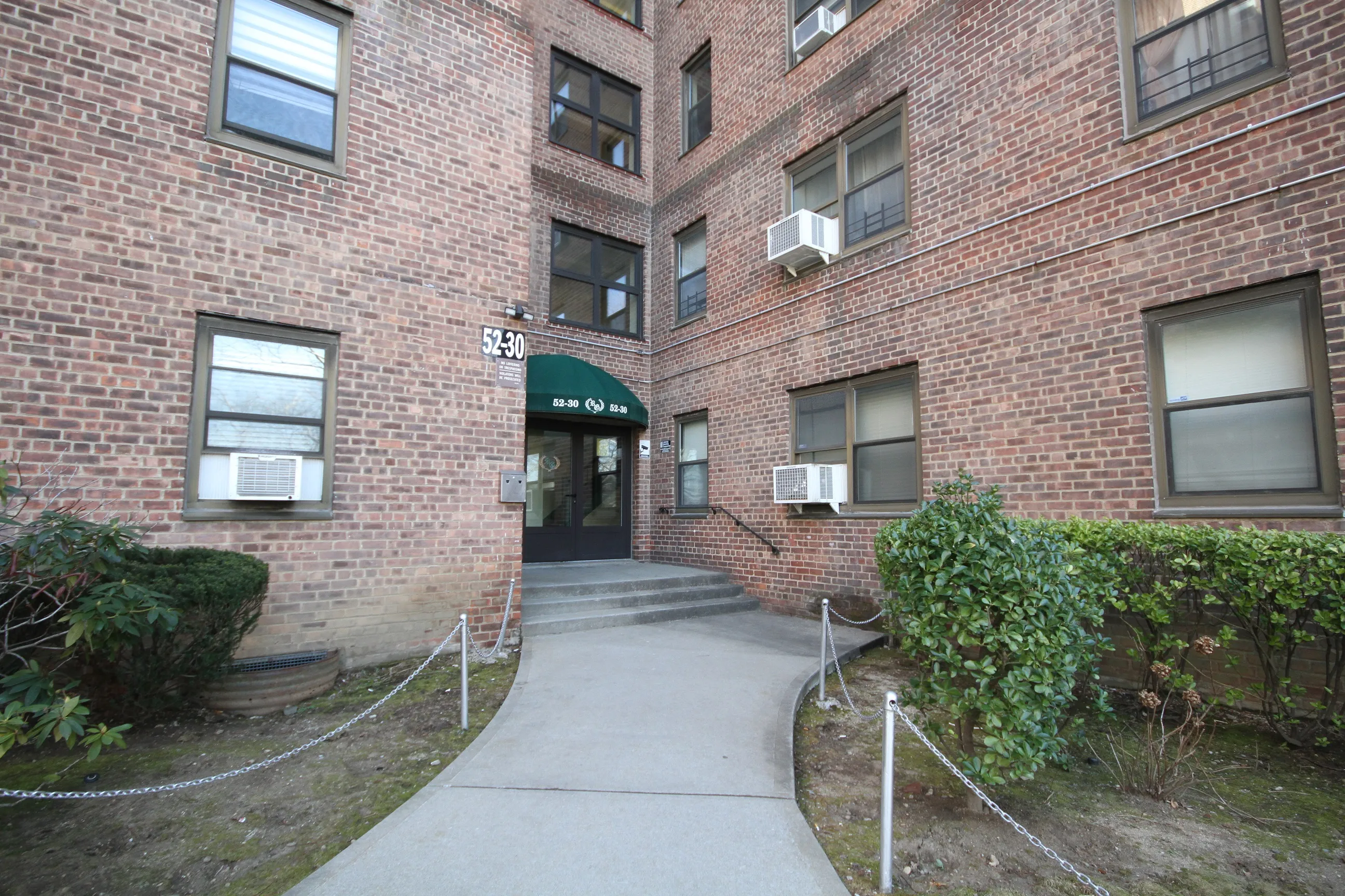 52-30 65th Place #1F in Maspeth, Queens | StreetEasy