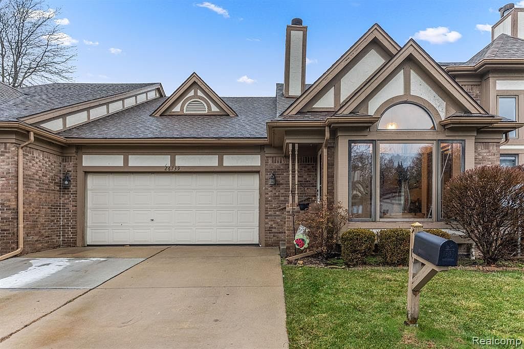 26739 Ann Arbor Trl, Dearborn Heights, MI 48127 | MLS #20240001830 | Zillow