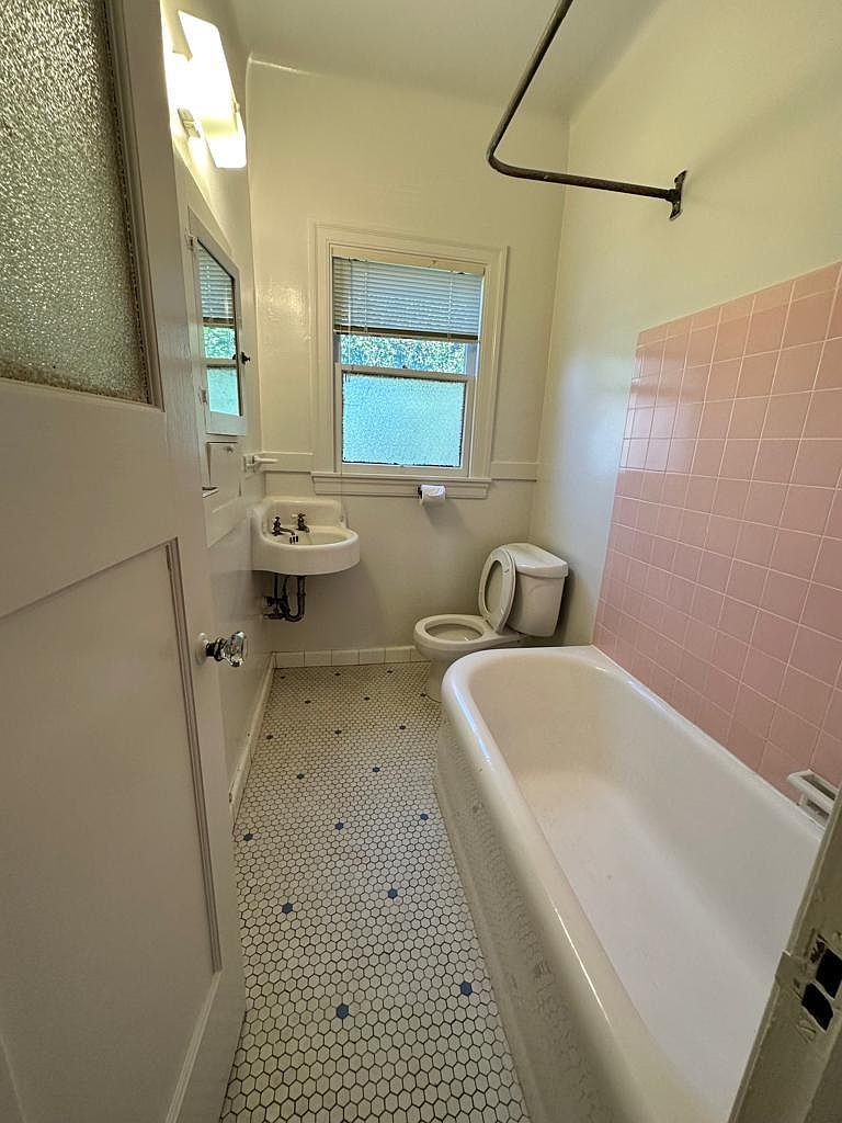 2671 Derby St APT 6, Berkeley, CA 94705 | Zillow
