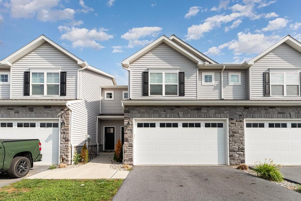 539 Joseph Ct Mechanicsburg Pa 17055 Zillow