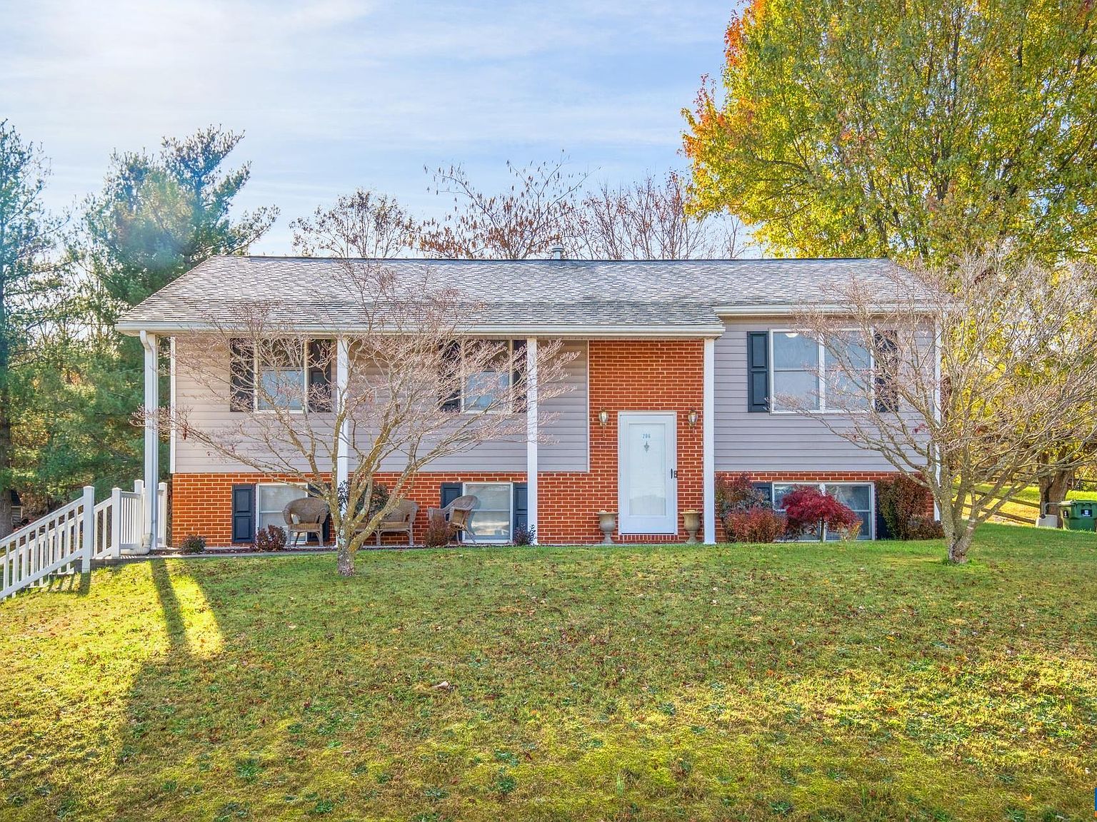 206 Buckboard Rd, Waynesboro, VA 22980 | Zillow