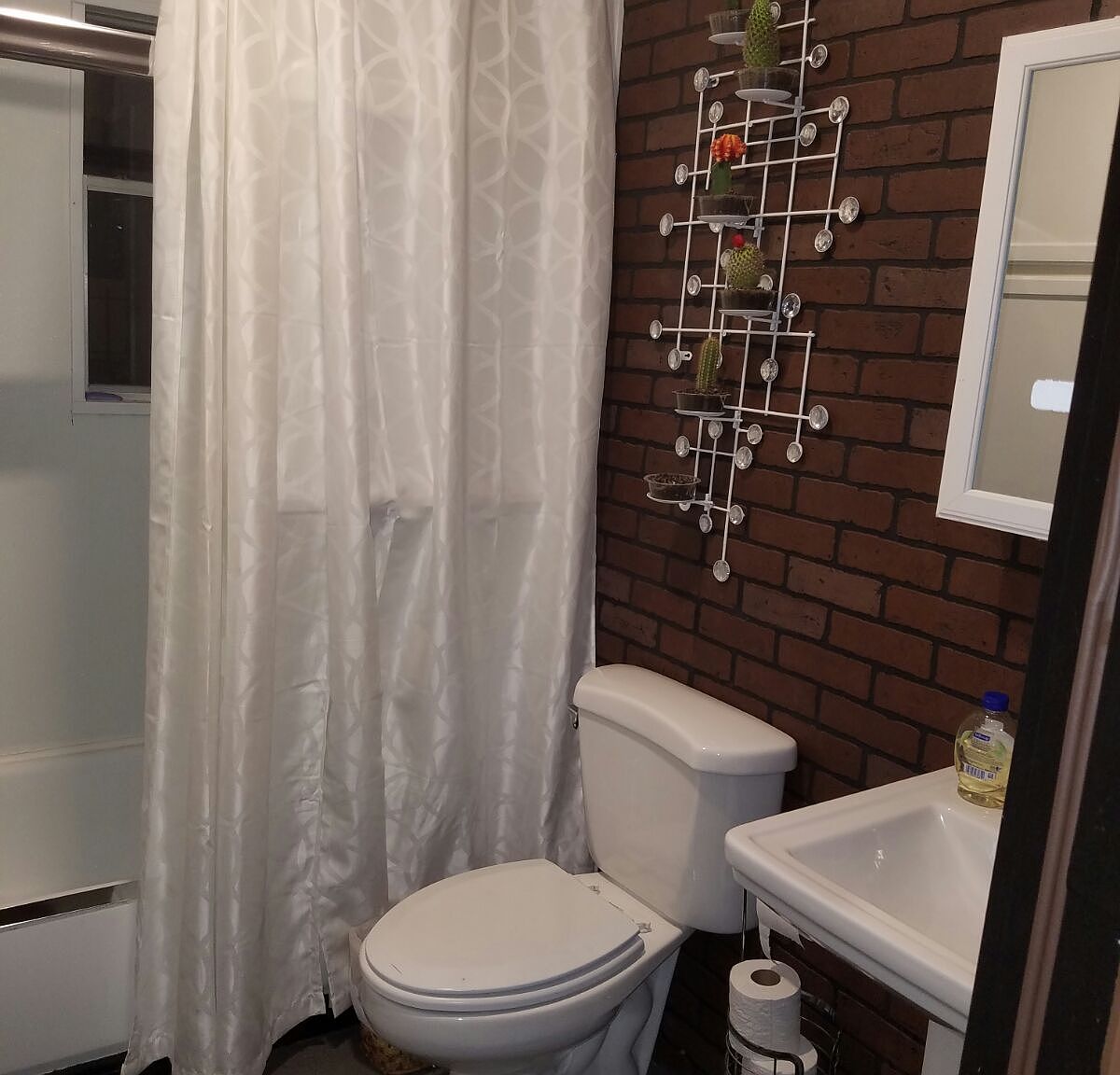 214 Taylor St, Tye, TX 79563 | Zillow