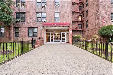 33-44 Junction Boulevard #3T in Jackson Heights, Queens | StreetEasy