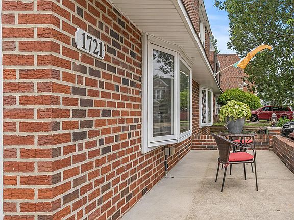 1721 Hartel Ave, Philadelphia, PA 19111 | Zillow