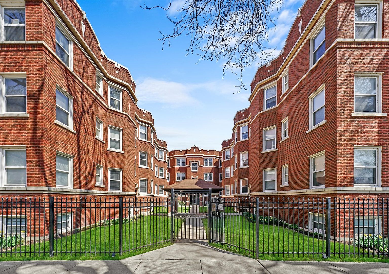 6417 N Greenview Ave APT 1E, Chicago, IL 60626 | Zillow
