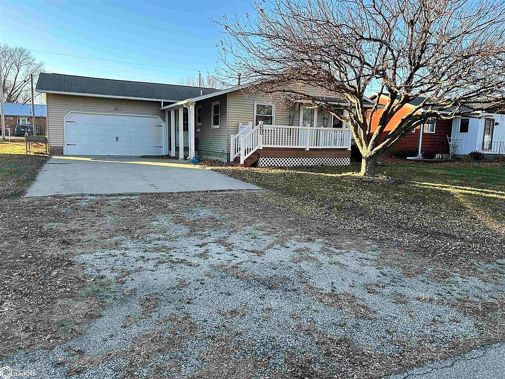 633 Way Ave, Woden, IA 50484 | Zillow
