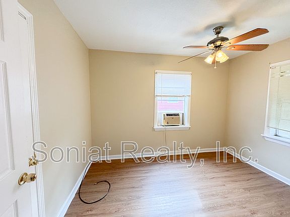 1403 Murl St, New Orleans, LA 70114 | Zillow