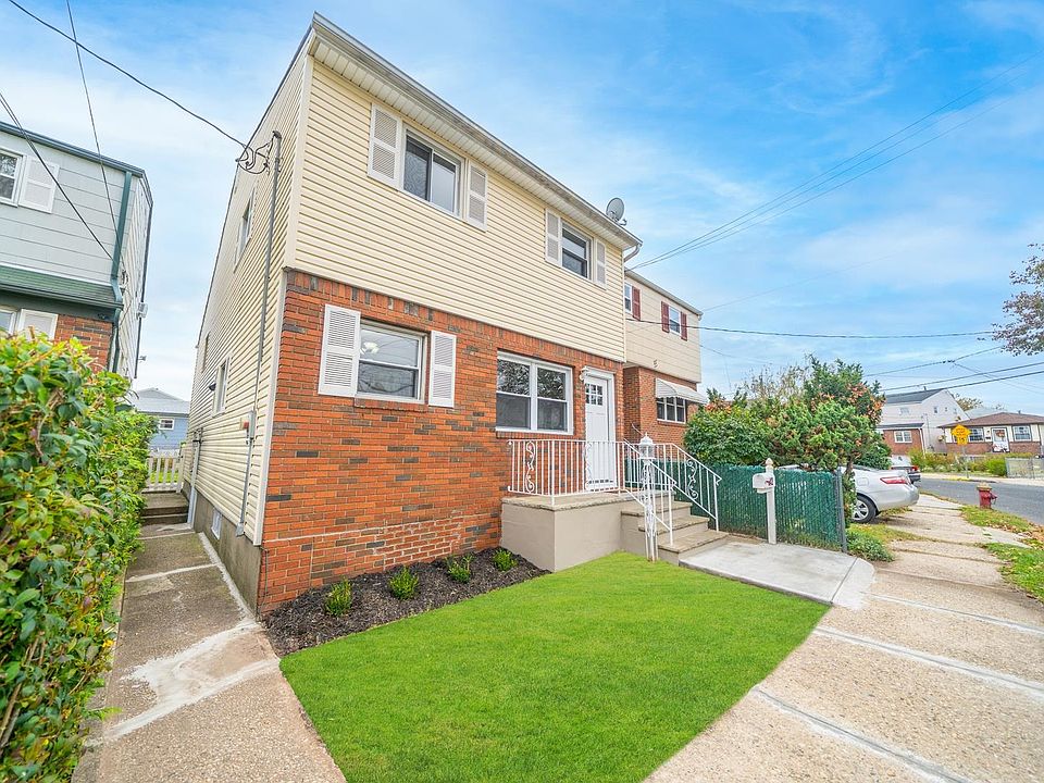 42 Suburbia Ct, Jersey City, NJ 07305 | Zillow