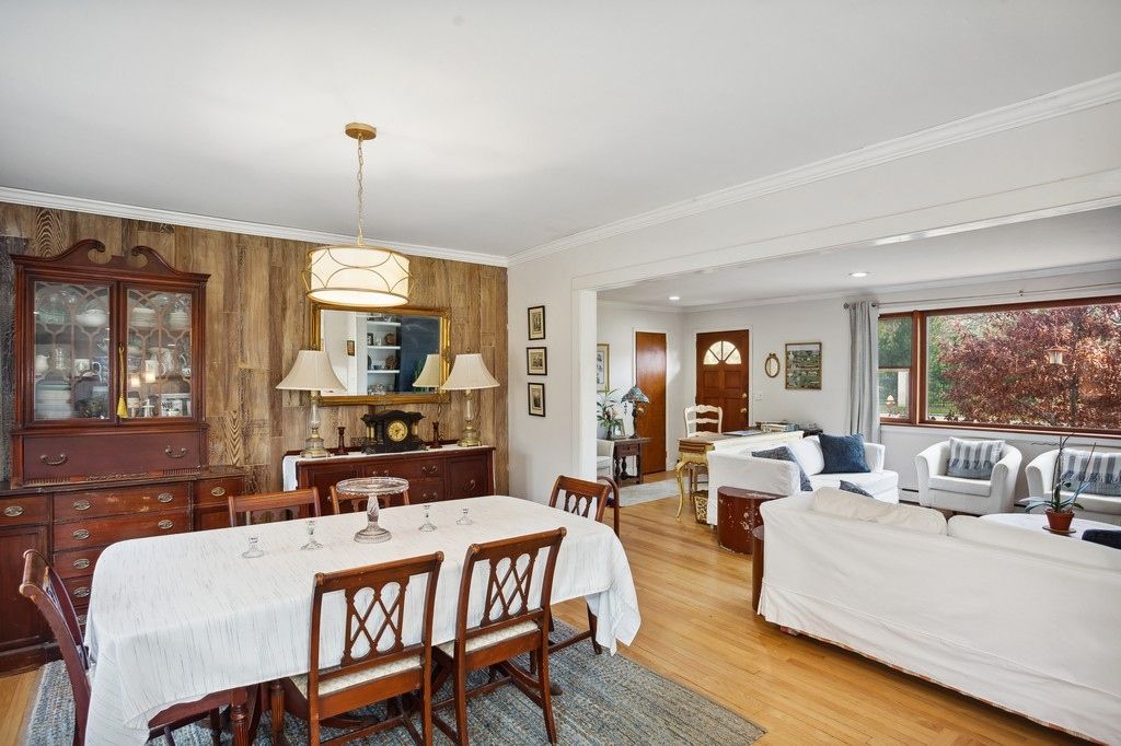 88 Lynn Ave, Hampton Bays, NY 11946 | Out East