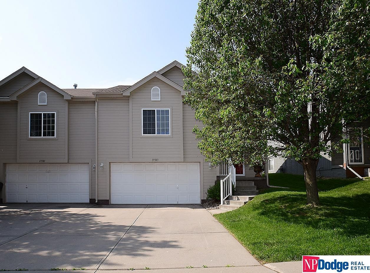 17183 Manderson St, Omaha, NE 68116 | Zillow