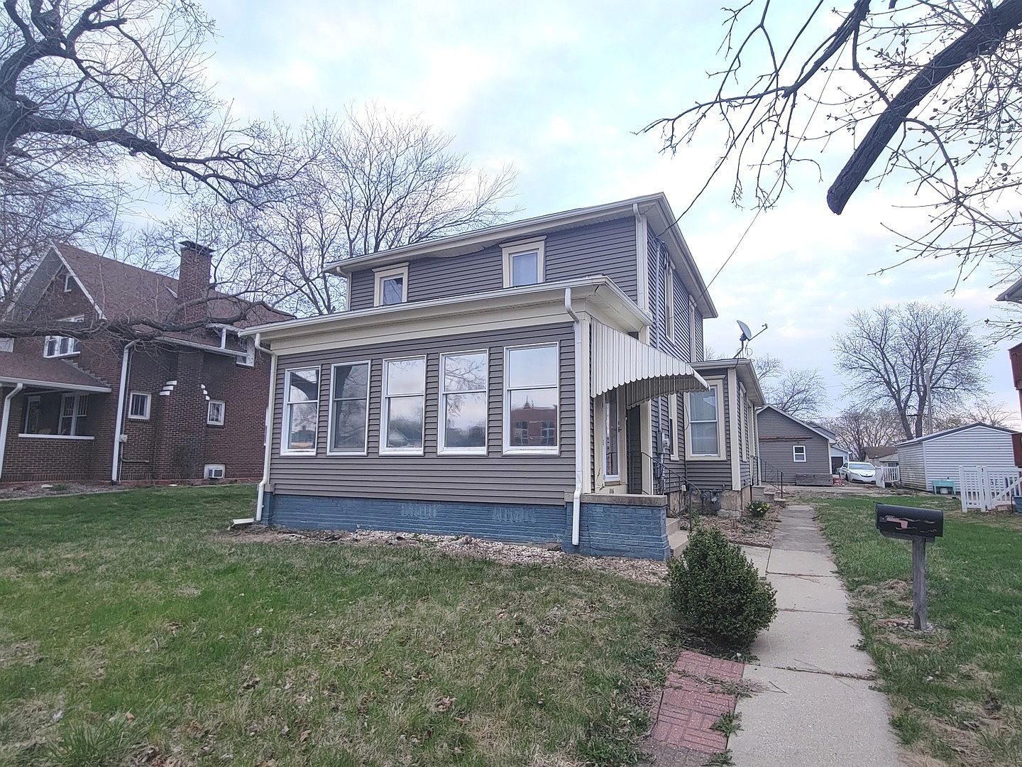 1016 Post St, Ottawa, IL 61350 | MLS #12319335 | Zillow