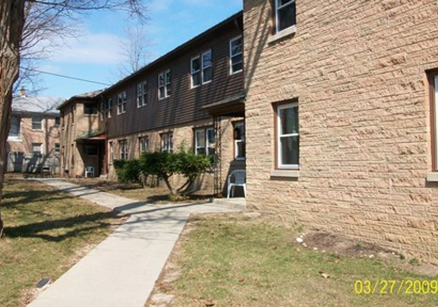 3400 N Gordon Pl #3402, Milwaukee, WI 53212 | Zillow