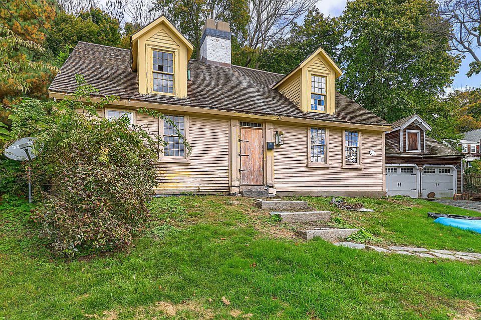 116 Spring St, Hull, MA 02045 | Zillow