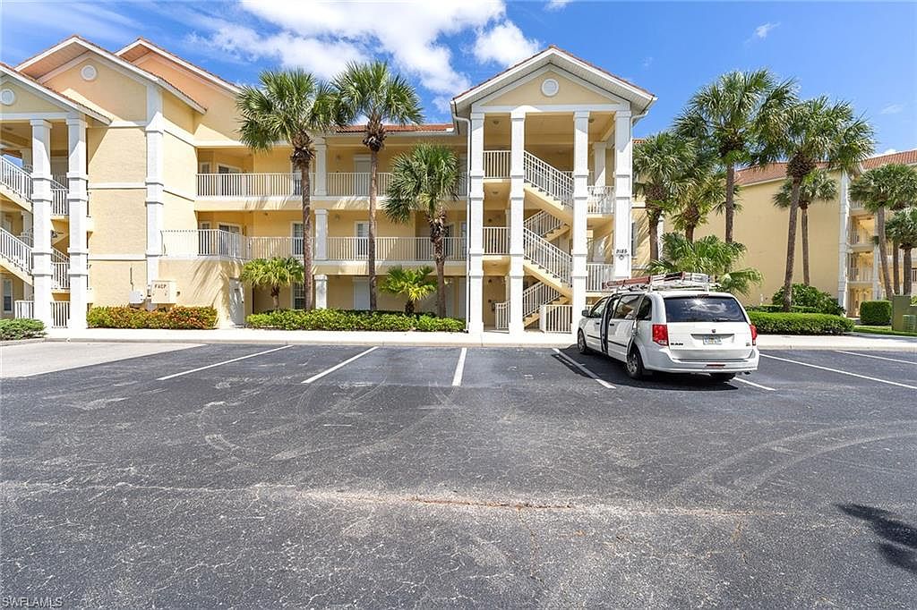 9185 Celeste Dr #1-206, Naples, FL 34113 | Zillow
