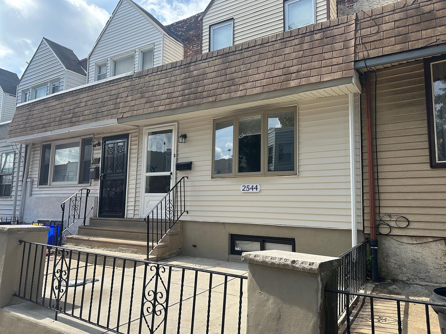 2544 Bonaffon St, Philadelphia, PA 19142 | Zillow