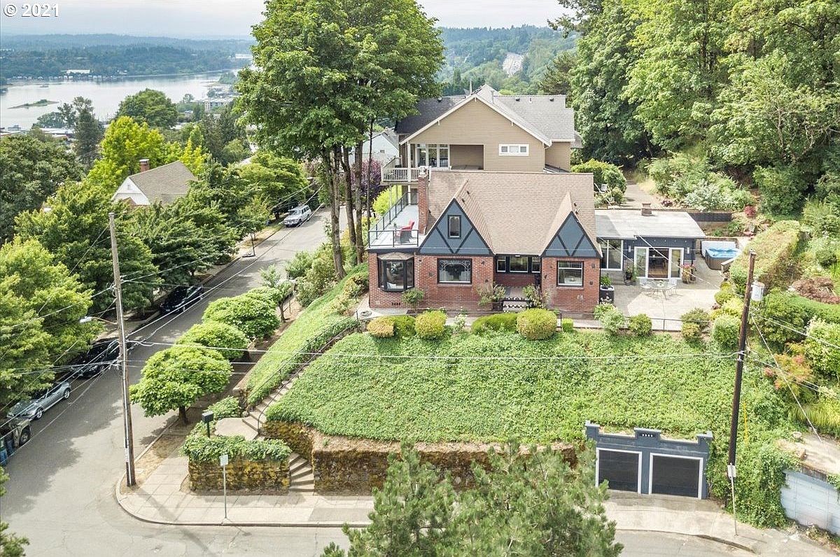 3993 SW Condor Ave, Portland, OR 97239 | Zillow