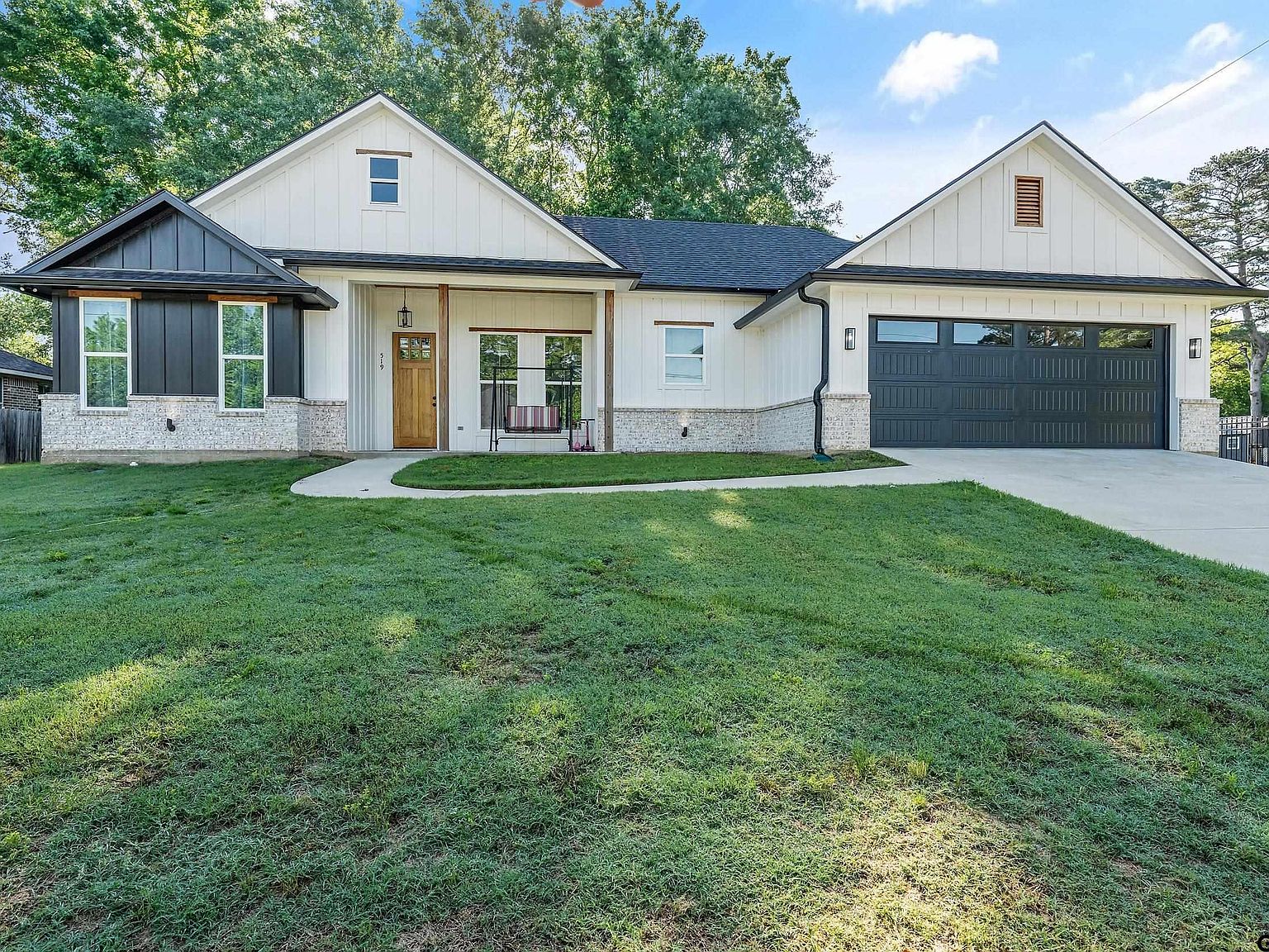 519 Crystal Ave, Rusk, TX 75785 | MLS #25007186 | Zillow