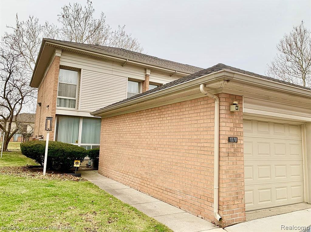 1070 Stafford Pl, Detroit, MI 48207 | Zillow