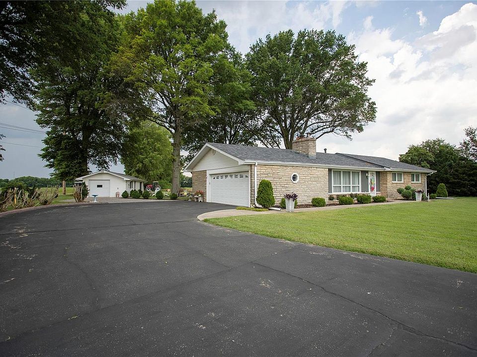 1601 N Main St, Sikeston, MO 63801 | Zillow