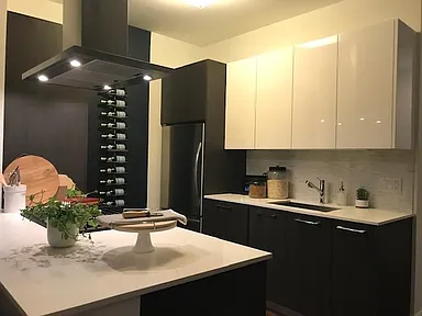 211 W Wacker Dr Chicago IL | Zillow